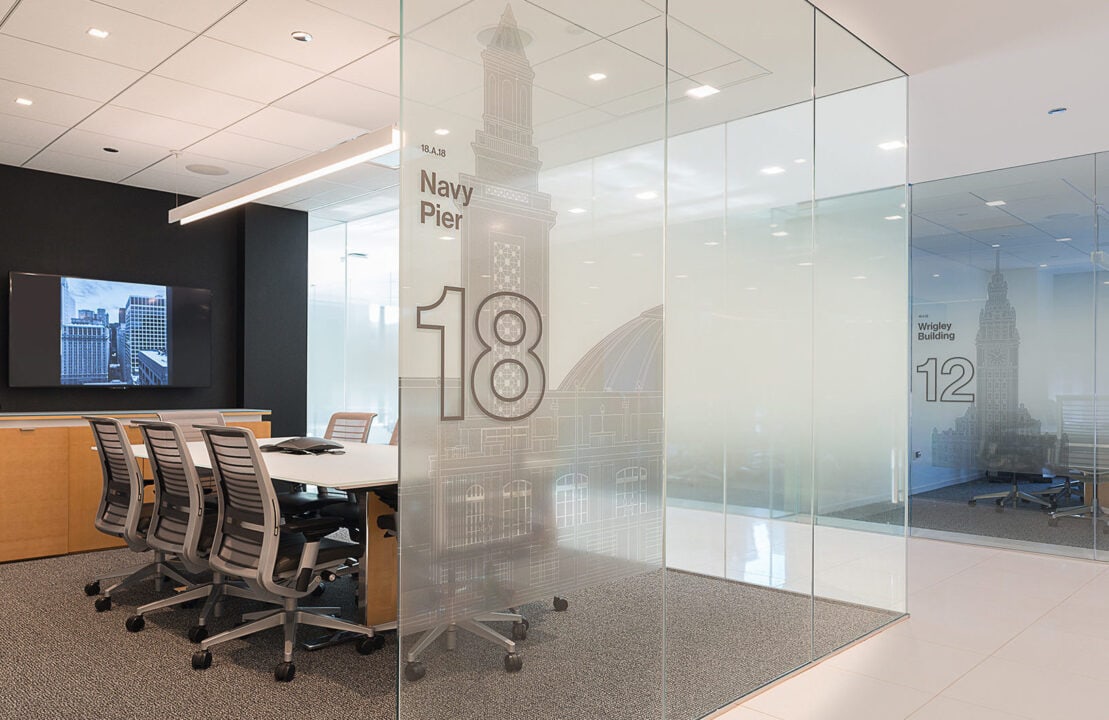 Willis Towers Watson Chicago | Archigrafika: Graphics for Architecture