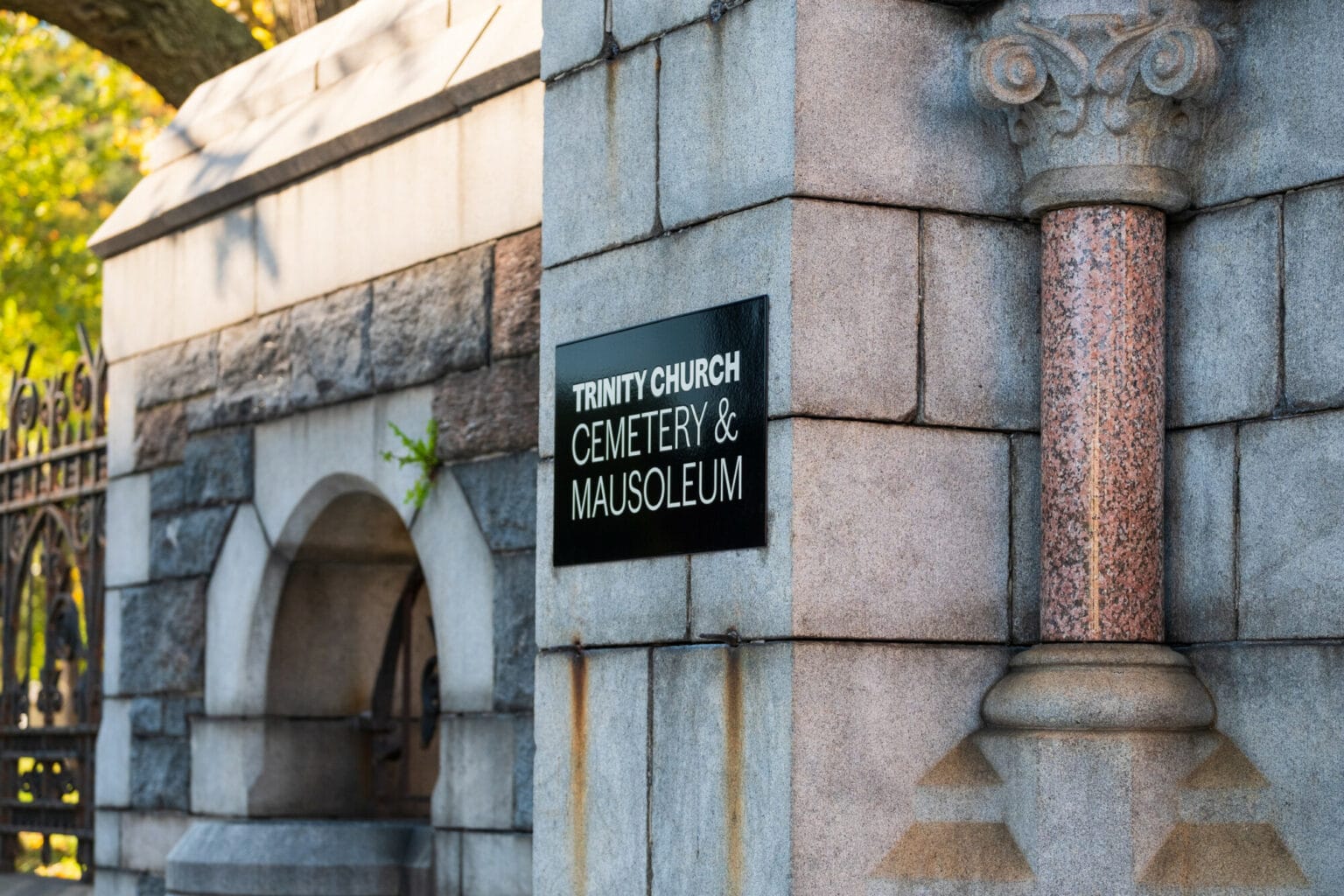 Trinity Church Cemetery & Mausoleum | Archigrafika: Graphics for ...